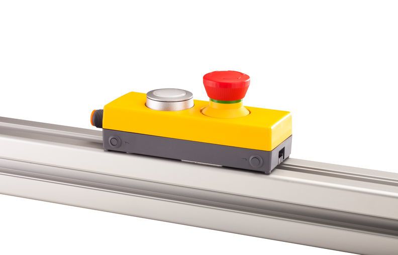 MBM128_NOOITI Schlegel minibox mit M12-Anschluss (8-polig) mit Not-Halt ...